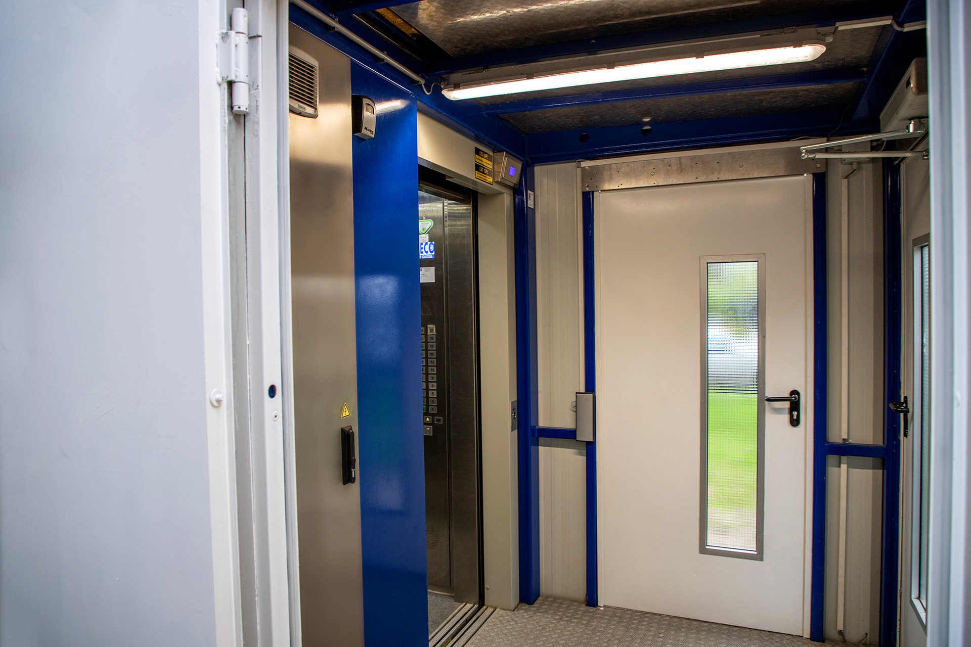 Collaboration with Woonstad Rotterdam: Temporary Lift for Resident ...