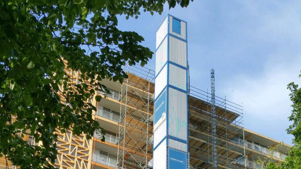 Temporary passenger lifts for major renovation project in Blerick