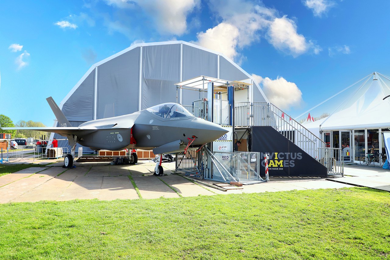 External platform lifts for Wheelchairs | Step-Free Access