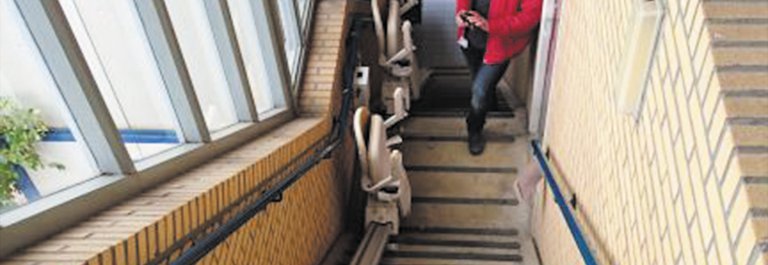 RECO provides temporary stairlifts to Zaandam housing corporation