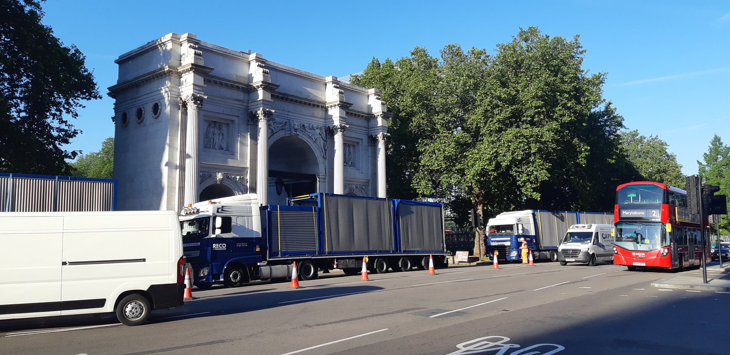 Temporary lift installation for unique view at Marble Arch London