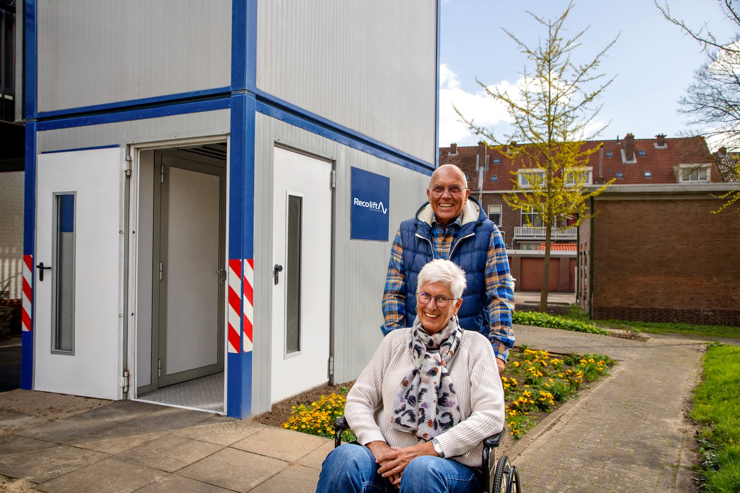 Temporary Passenger Lifts: Maintain Barrier-free Accessibility