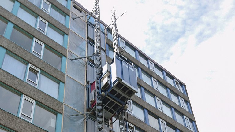 Temporary passenger lift for renovation in Utrecht