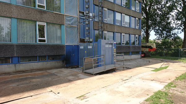 Temporary passenger lift for renovation in Utrecht